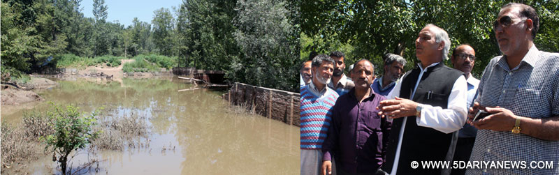 Abdul Rehman Veeri visits rain affected areas in Anantnag