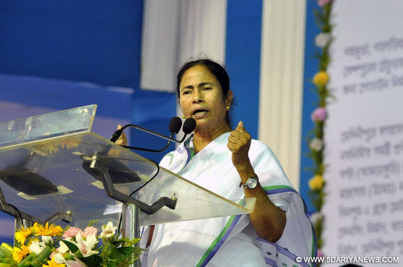 Don't cut Bengal's kerosene quota, Mamta Banerji urges Narendra Modi