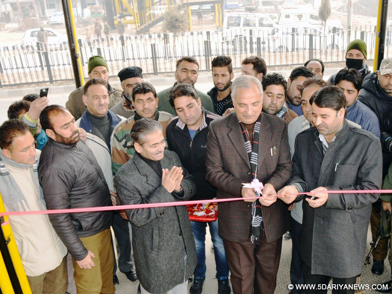 Abdul Rehman Veeri inaugurates Rs 132 cr pedestrian bridge near JVC
