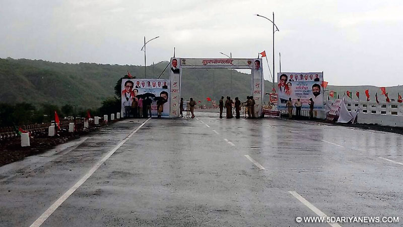 New Bridge Constructed in Record Time of 165 Days on Savitri River