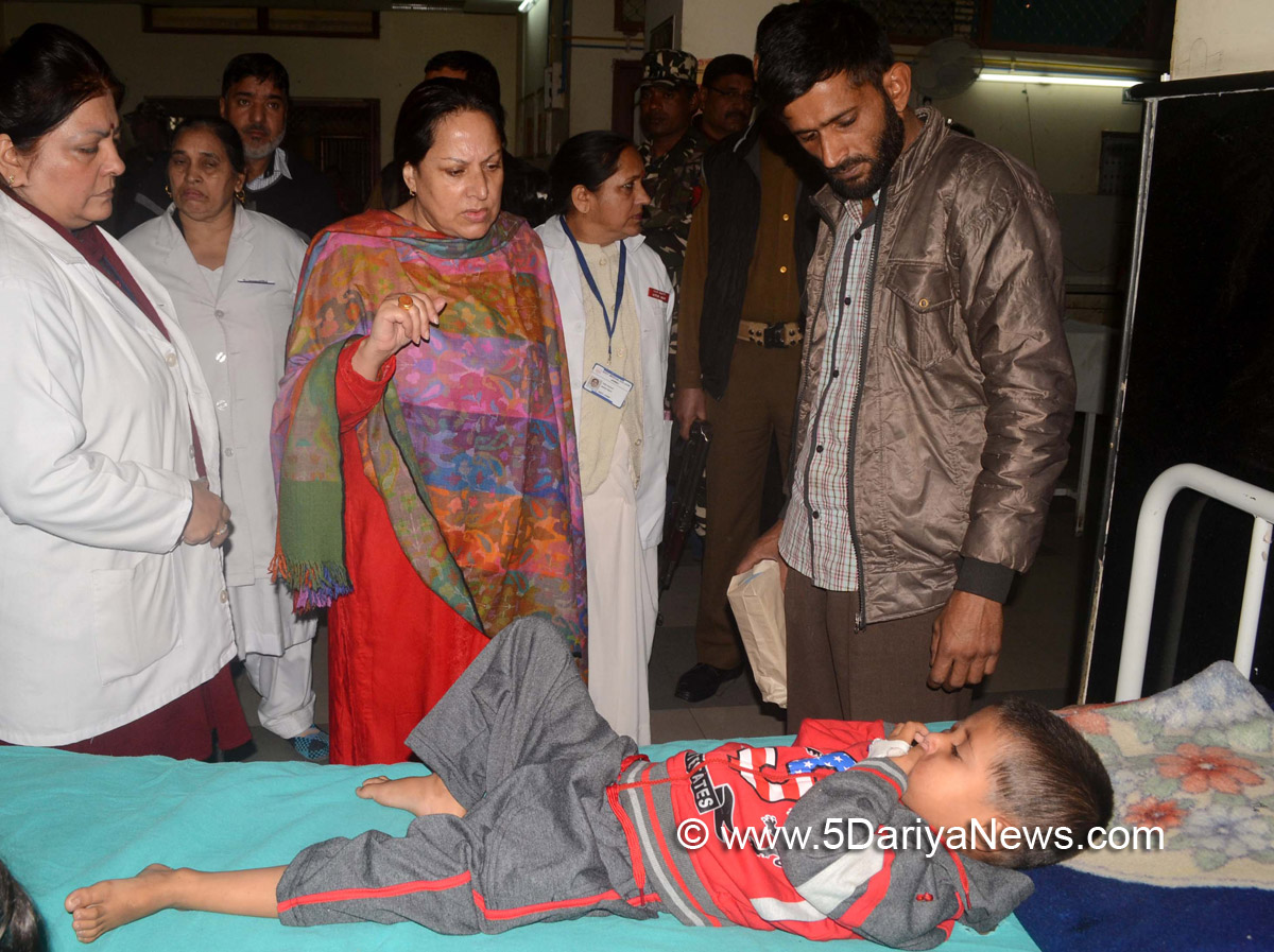 Asiea Naqash pays surprised visit to SMGS hospital