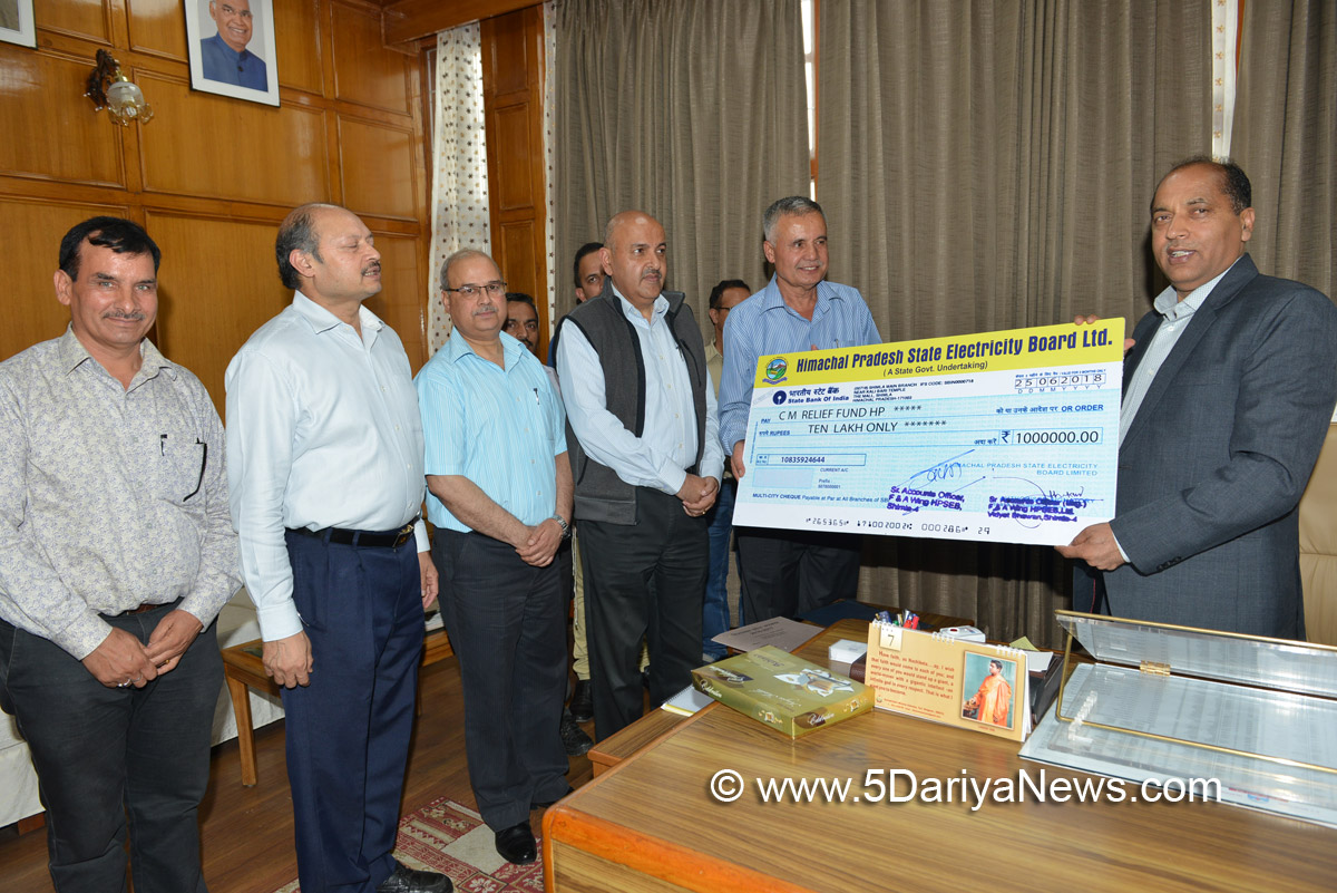 HPSEBL presents cheque of Rs. ten lakh towards Chief Minister Relief fund