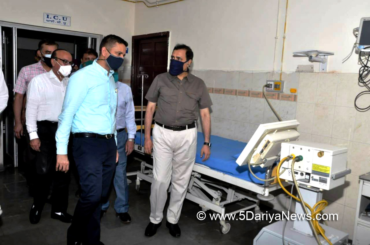 DC Inaugurates 30-Bedded Covid Facility In Gulab Devi Hospital