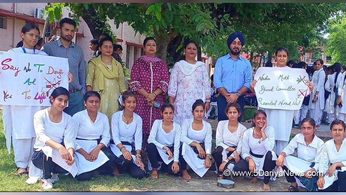 Nukkad Natak on NASHA MUKT BHARAT ABHIYAN presented at PSPS Government ...