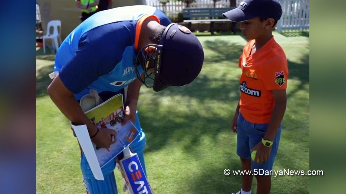 Men's T20 World Cup : Eleven-year-old Drushil Chauhan impresses Rohit ...