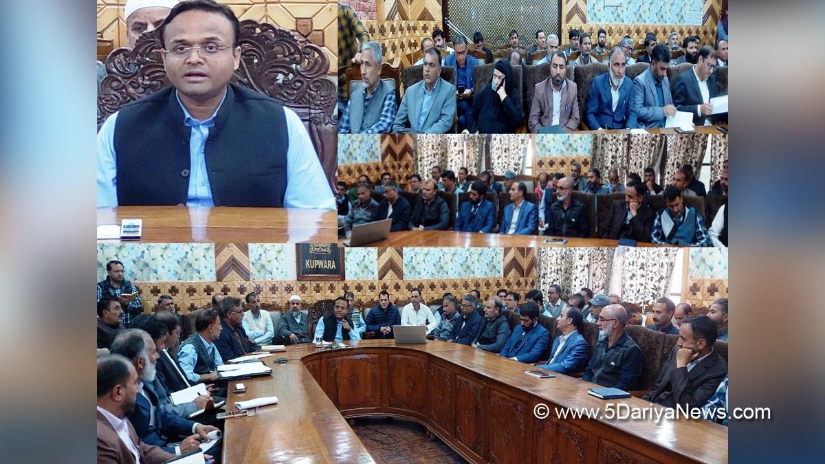 DC Kupwara Doifode Sagar Dattatray reviews progress under ‘Zimadari ...