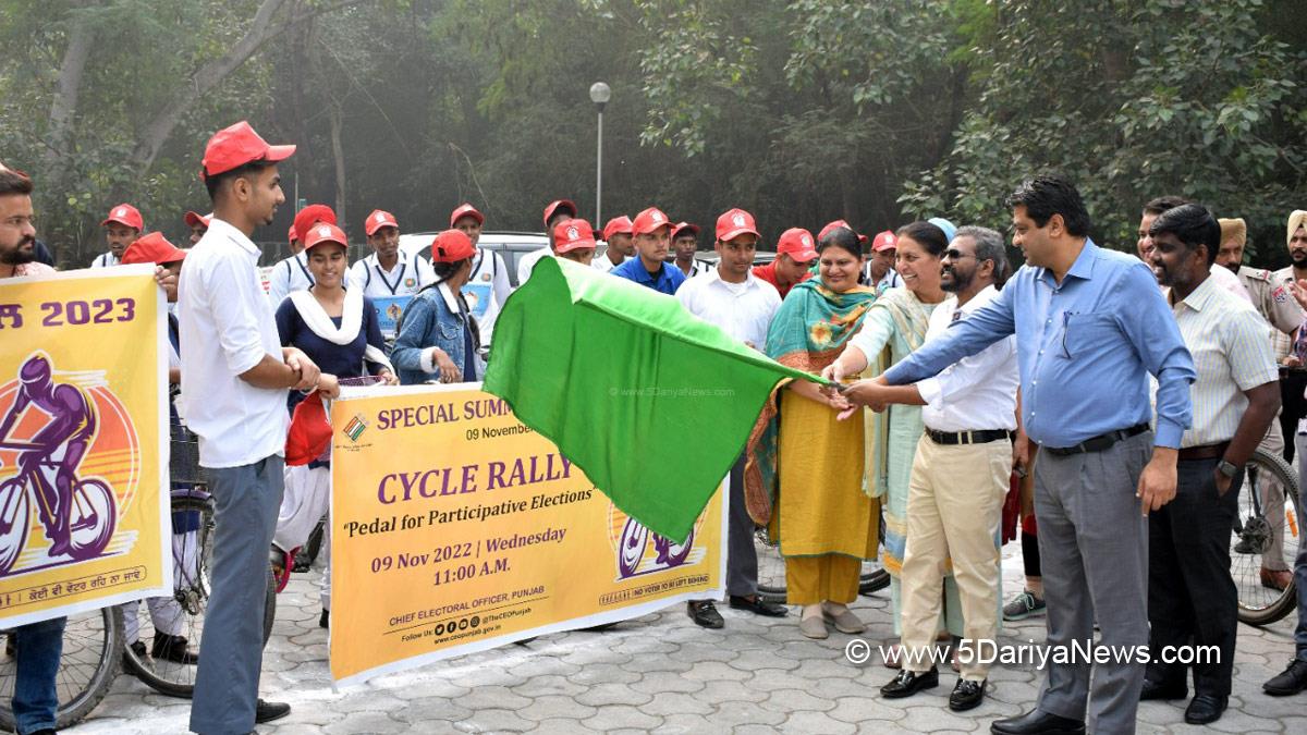 CEO punjab leads 200 cyclists to spread message of participative elections