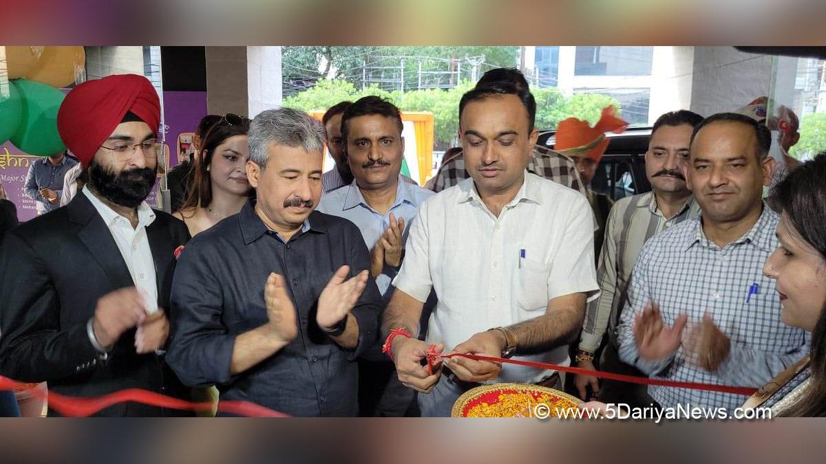 Div Com Ramesh Kumar inaugurates Jashn e Hunar at Jammu Haat: One month ...