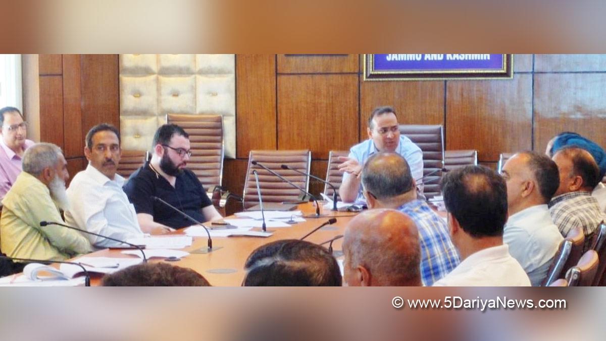Comm Secy S&T Saurabh Bhagat reviews progress on saturation of Solar ...