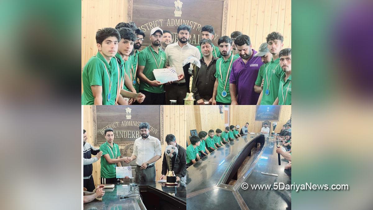 DC Ganderbal Shyambir interacts with J&K Football Team, Runners-Up in ...