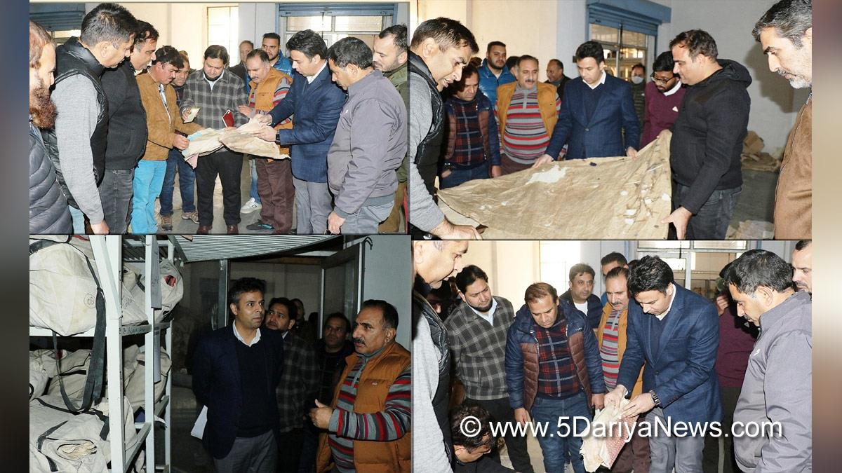 DC Srinagar Dr Bilal Mohi-Ud-Din Bhat inspects District Record Room and ...
