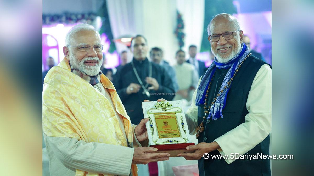Narendra Modi attends Christmas celebrations at the residence of George ...