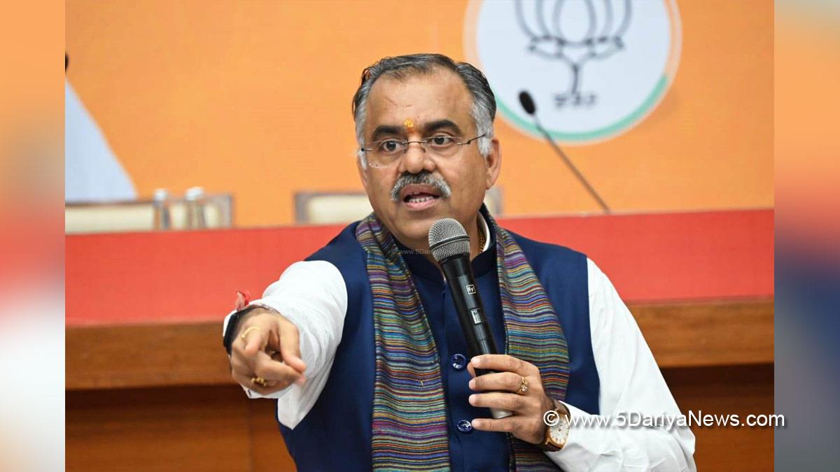 Rahul leads Congress to speak Pak language in India : Tarun Chugh