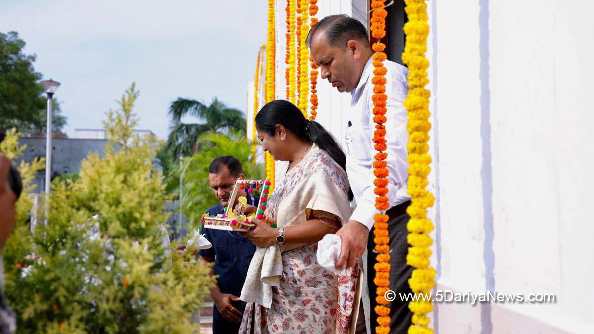 Jan Seva Sadan: Delhi CM Rekha Gupta inaugurates special public ...