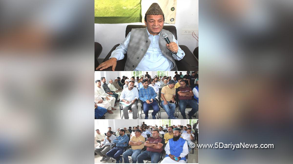 Abdul Rahim Rather reviews arrangements for upcoming Urs at Pakherpora ...