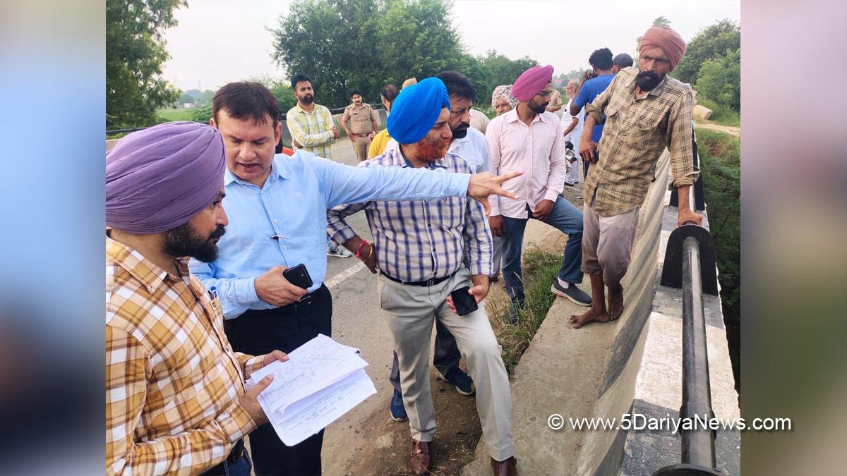 Rahul Chaba Reviews Situation of Ghaggar River in Moonak Area
