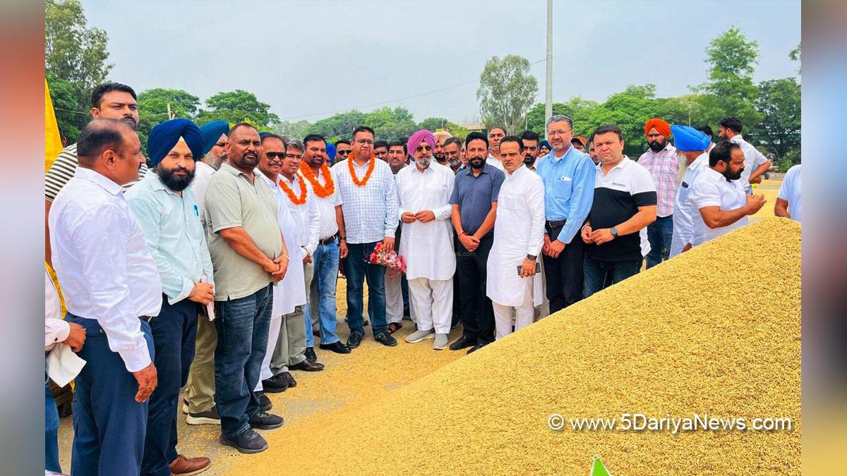 Kuljit Singh Randhawa Kickstarts Paddy Procurement in Lalru Mandi