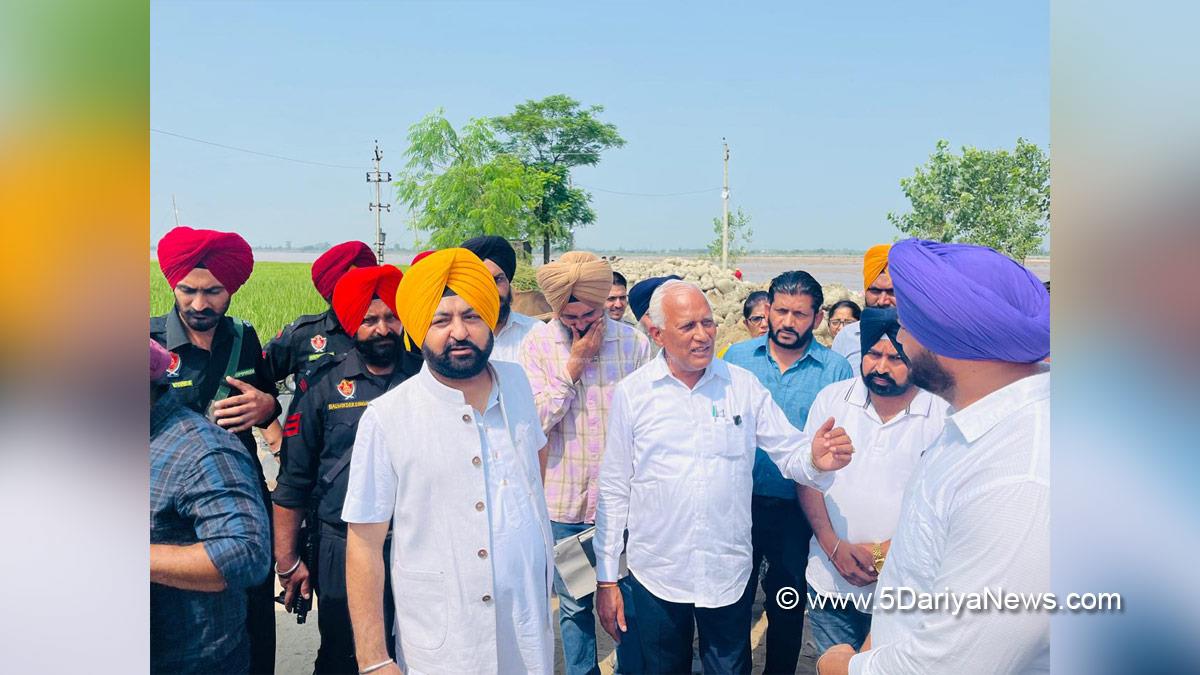 Hardeep Singh Mundian & Barinder Kumar Goyal visit Sasrali Colony ...
