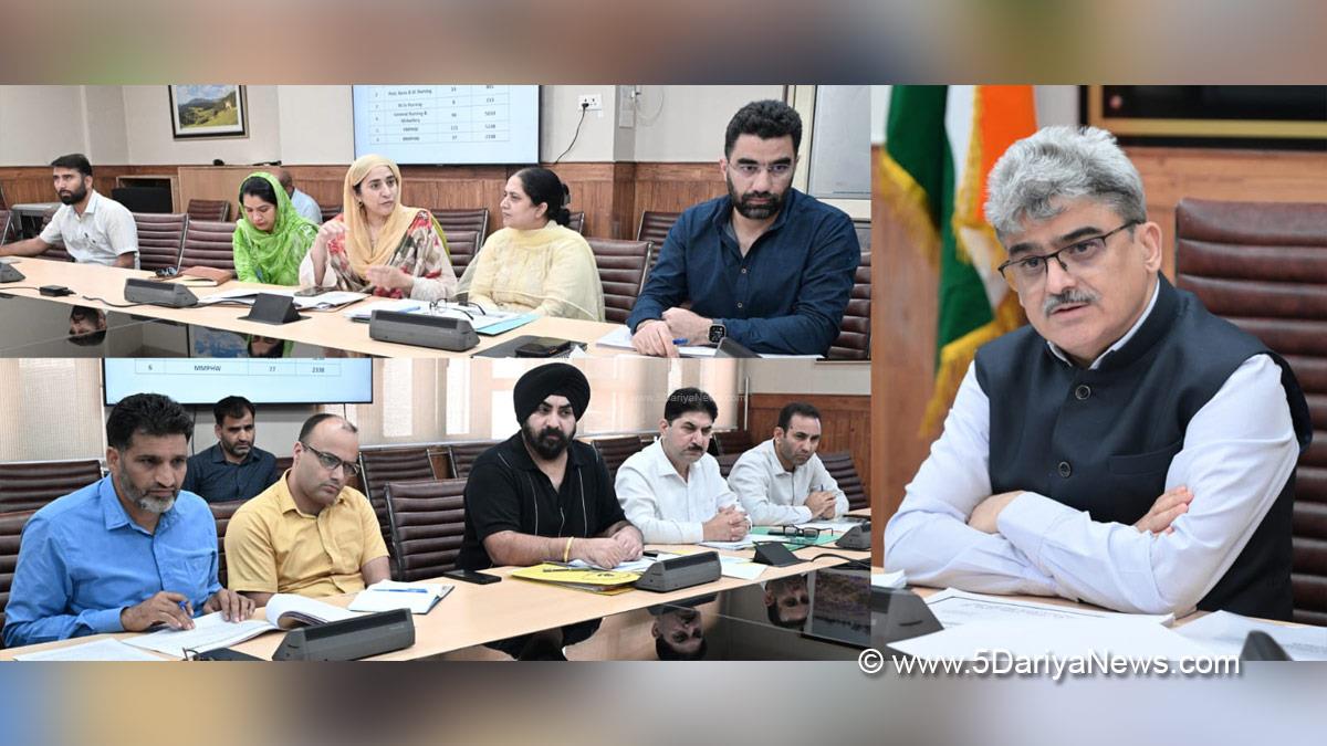 Atal Dulloo for strengthening Nursing Education