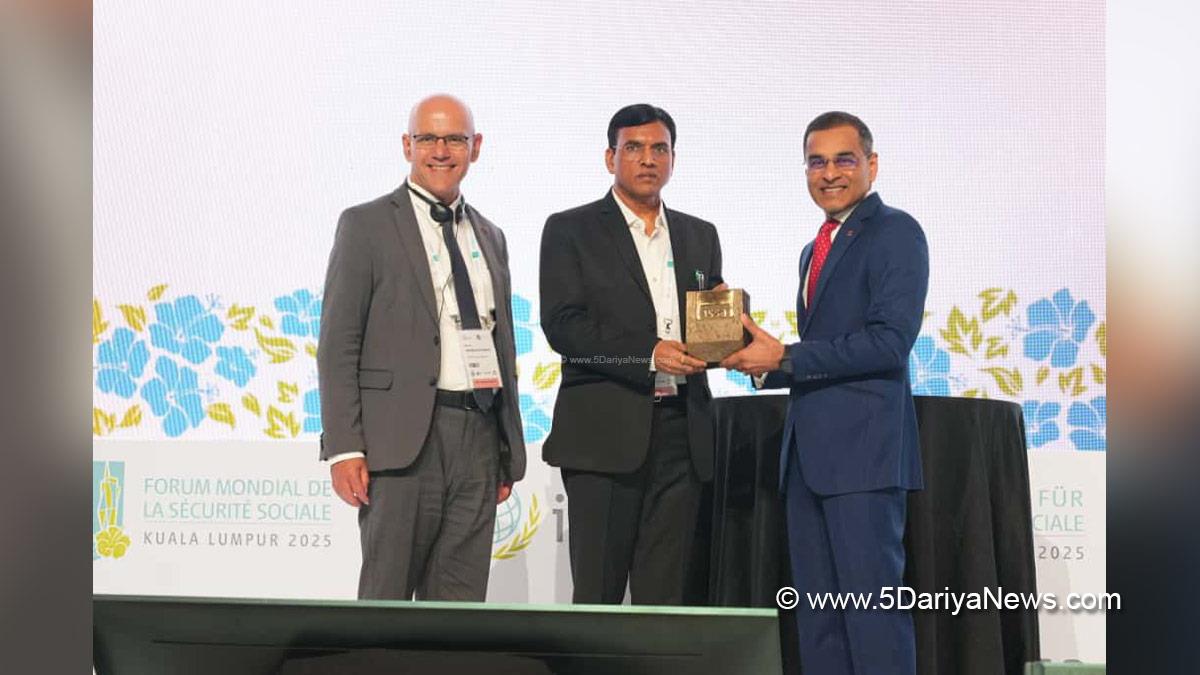 Dr. Mansukh Mandaviya Receives Award at ISSA World Social Security ...