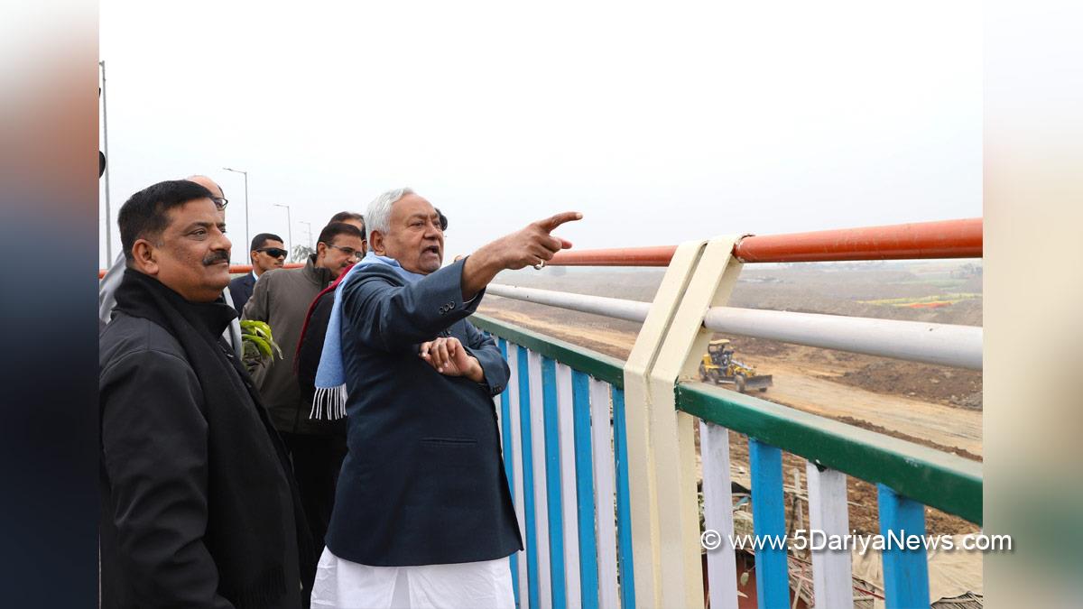 Nitish Kumar reviews JP Ganga Path's beautification work in Patna