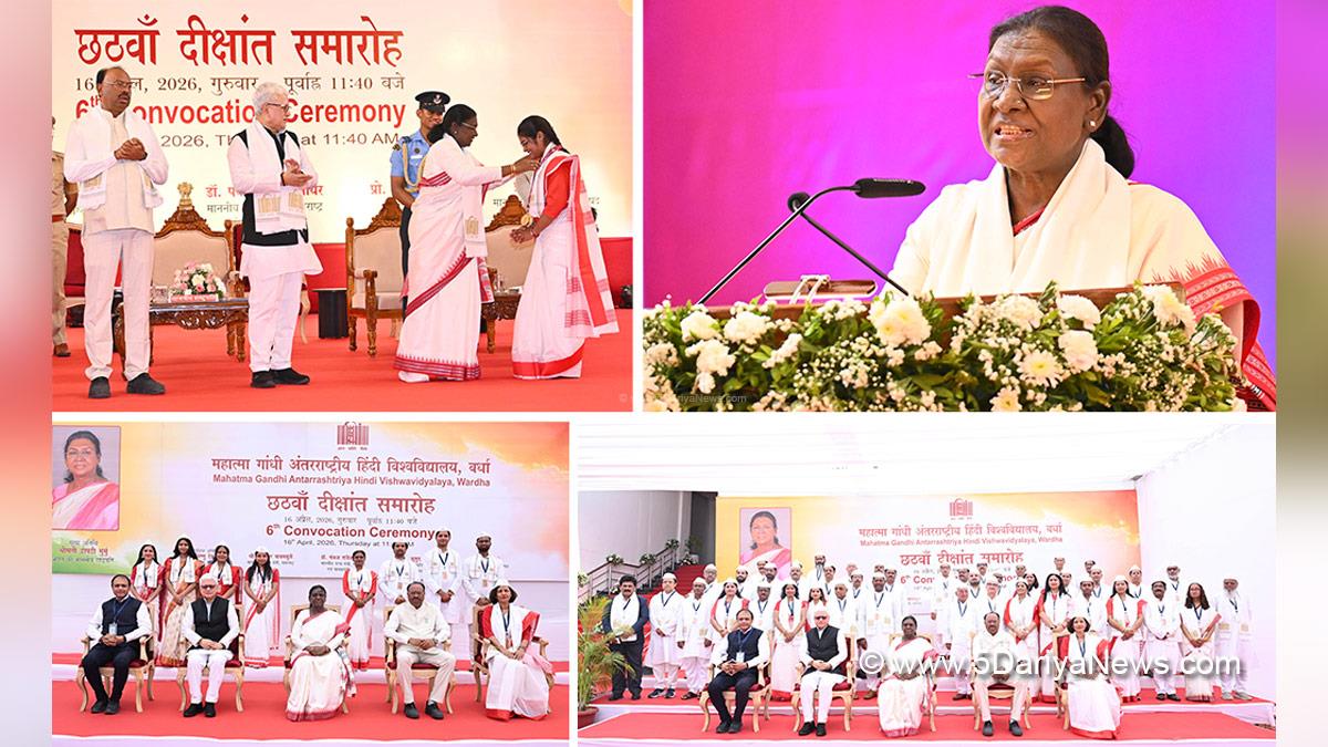Droupadi Murmu Graces Convocation Ceremony Of Mahatma Gandhi ...