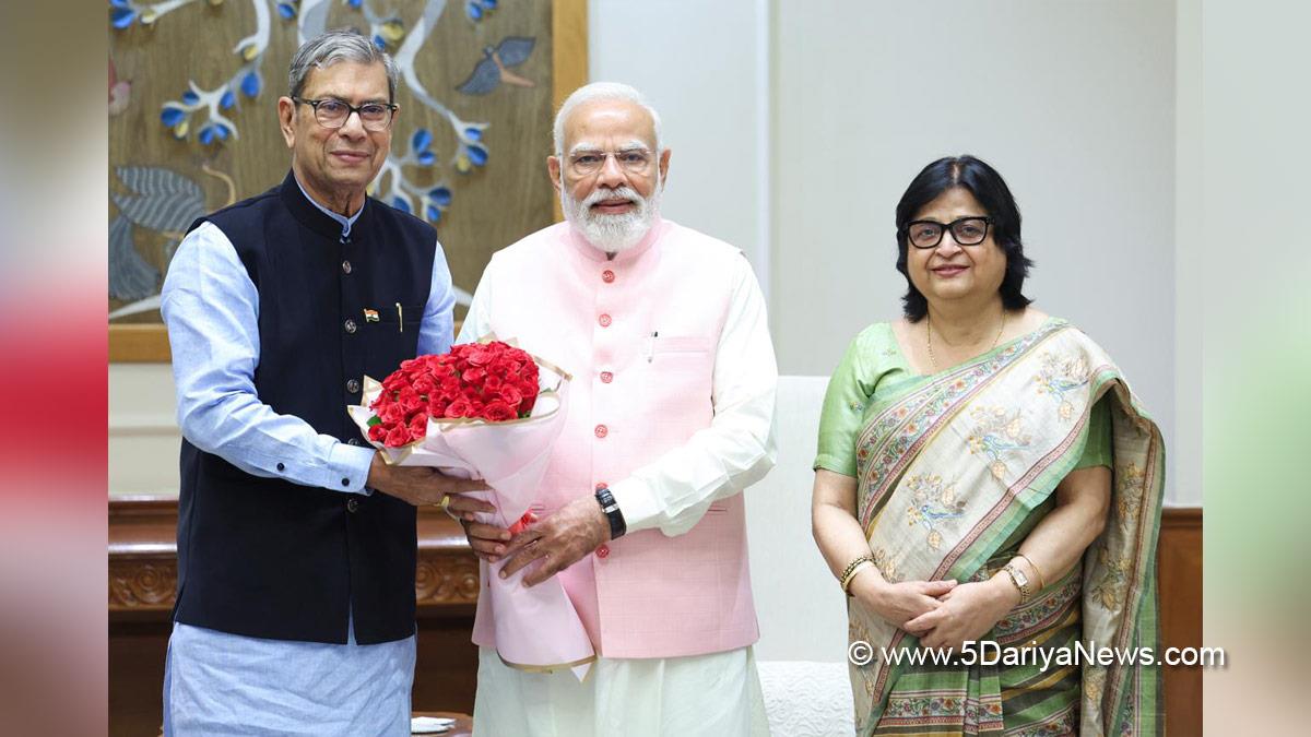 Prof. Ashim Kumar Ghosh calls on Narendra Modi